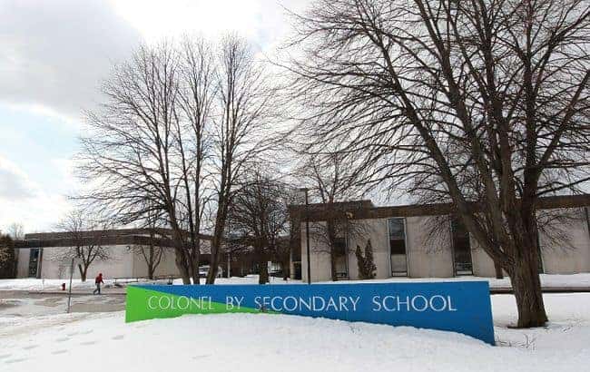 เรียนต่อมัธยมที่แคนาดา - High School in Canada - Ottawa-Carleton ...
